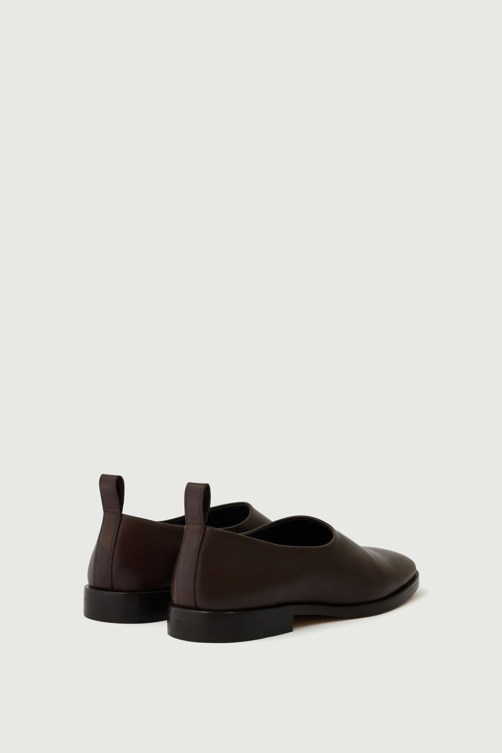 Capri Shoes - Ebony Leather Flat Women's - Soeur